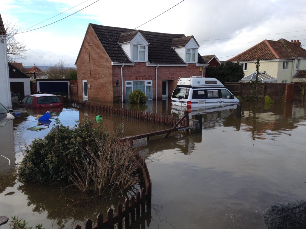 Extreme Weather: The Somerset Floods - PUMPKIN INTERACTIVE